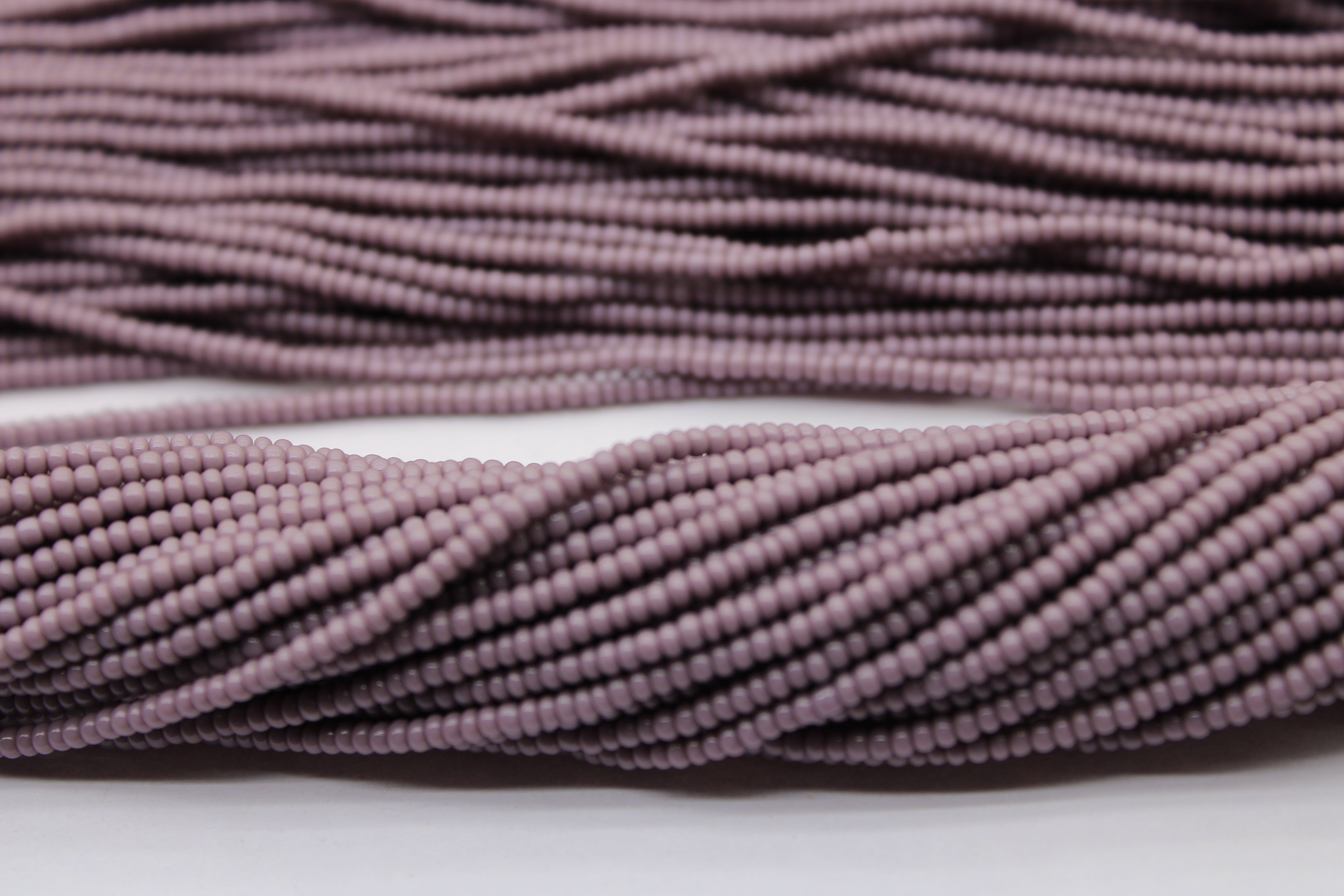 11/0 Preciosa Seed Beads, Light Purple Opaque, 1 Hank, Czech Seed Bead ...